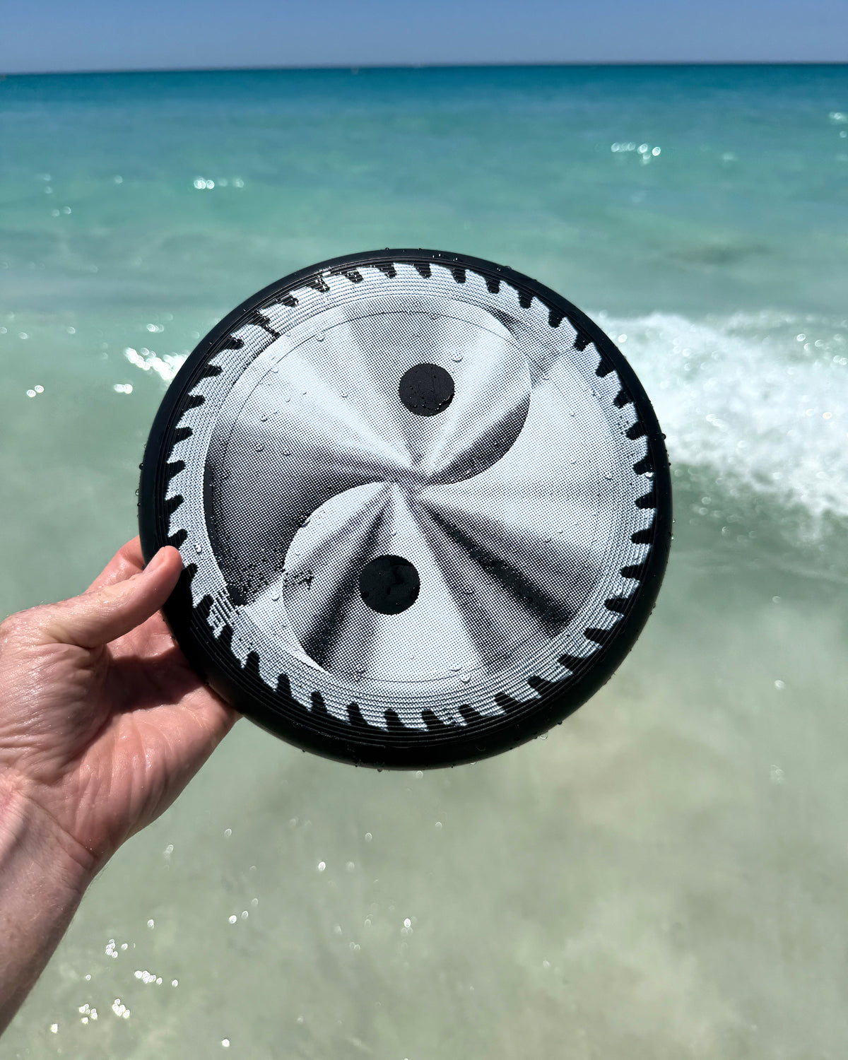 Saw Blade Frisbee | Crawling Death